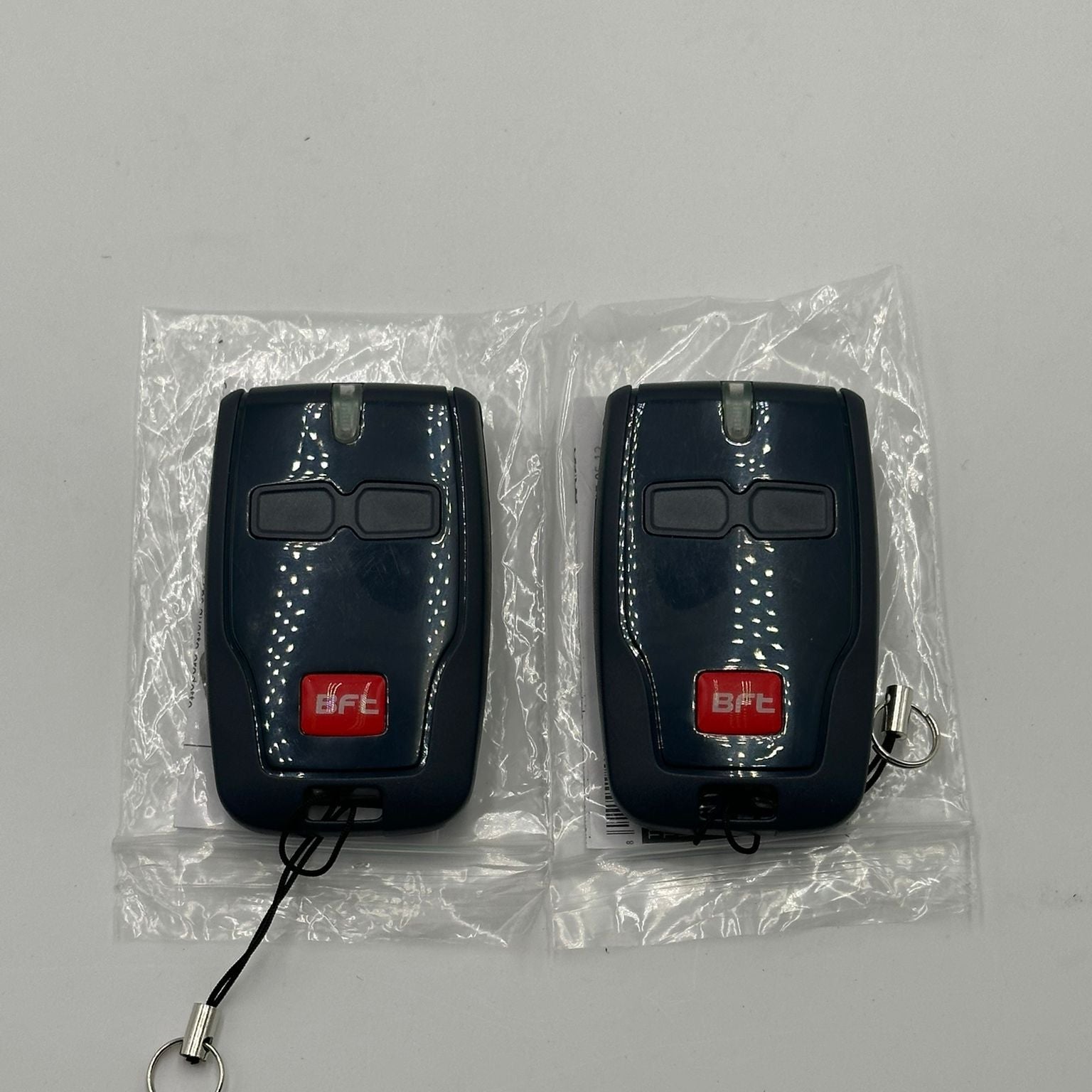 Pair of BFT MITTO B02 RCB Remote Controls – 433 MHz – ReBoxLab